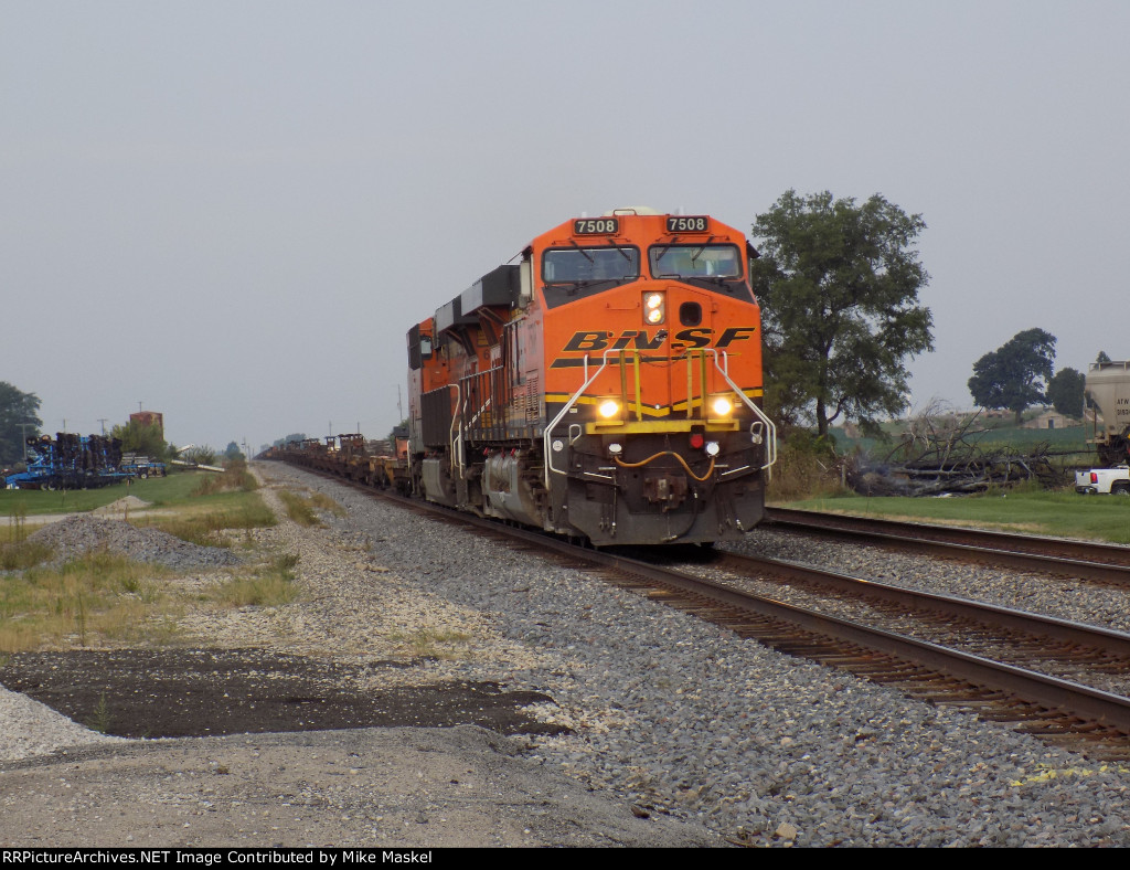 BNSF 7508